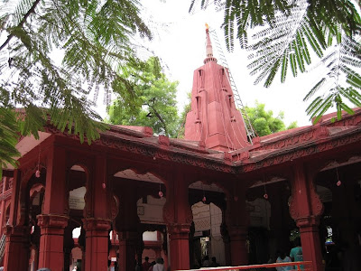 Saras Baug - A Stork Garden, Pune ~ LENS (Like, Enjoy, Navigate, Share)