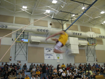 Pete's Island: Ready To Take Off,One Foot High Kick!