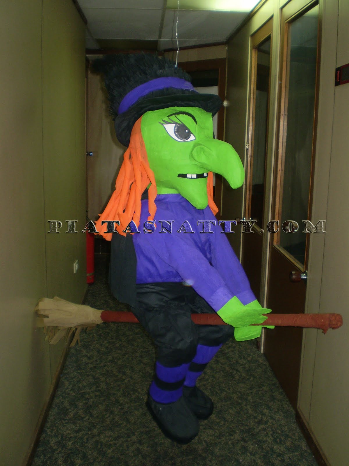 PIÑATAS NATTY @pinatas_eventos.natty: PIÑATA DE LA BRUJA DE HALLOWEEN