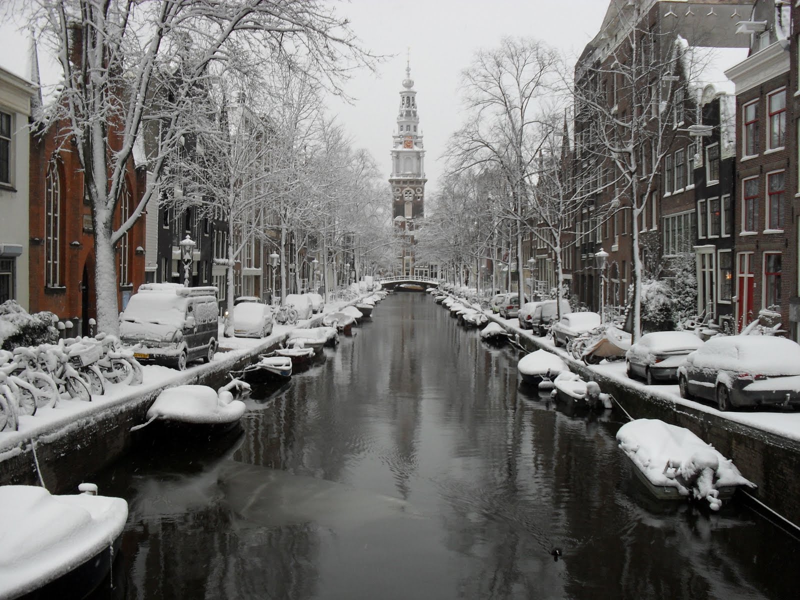 The Purl District Blog: Amsterdam Zuiderkerk-5" of snow!