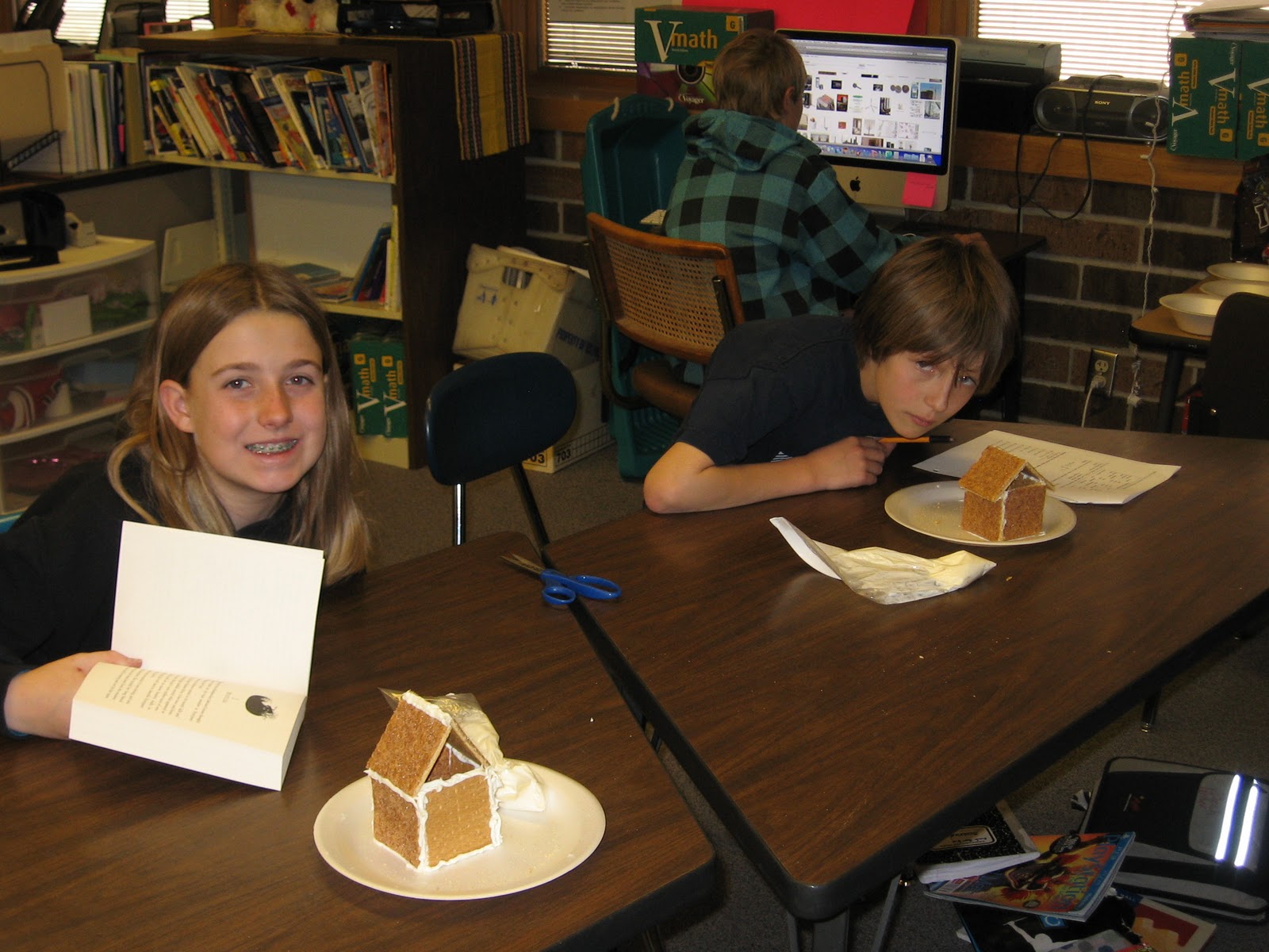 My Math and Science Classroom: Gingerbread House Activity