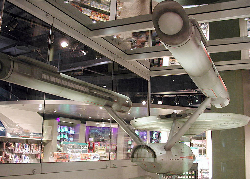 Star Trek Prop, Costume & Auction Authority: The U.S.S. Enterprise Star ...