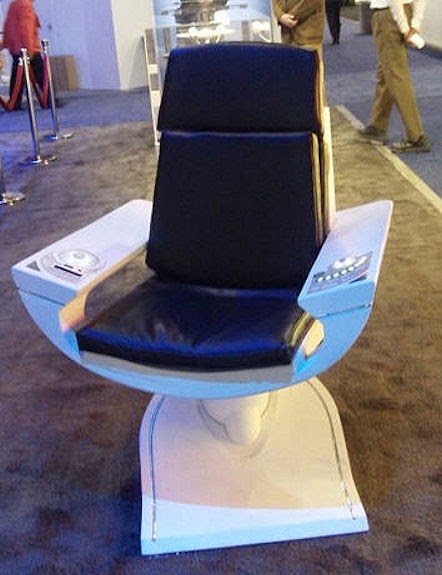 Star Trek Prop, Costume & Auction Authority: Abrams Star Trek XI U.S.S ...