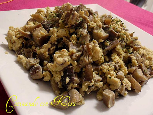 Cocinando con Kisa: Revuelto de Setas con Huevo (fussioncook)