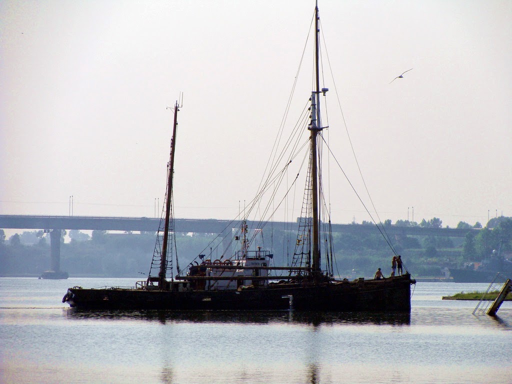 PHOTO ODYSSEY OF RICHARD: GRETHE WITTING, THE 96 YEARS OLD SHIP,IS ...