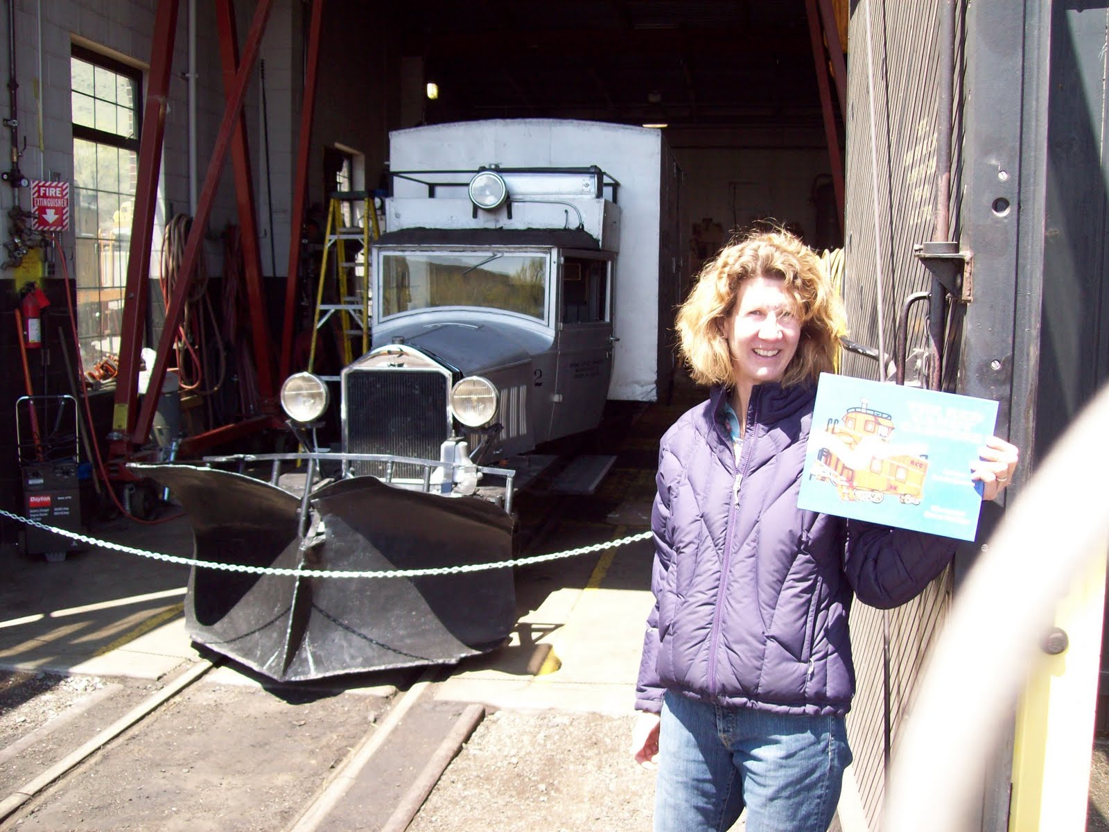 Tracking "The Red Candy Caboose": 2010-05-09
