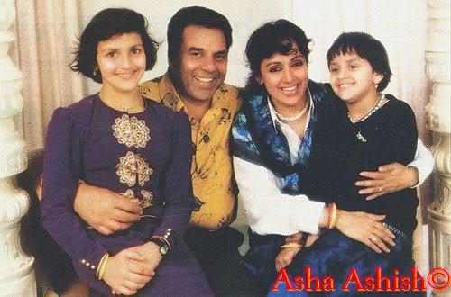 Asha Ashish: Unseen Picture of Deol family