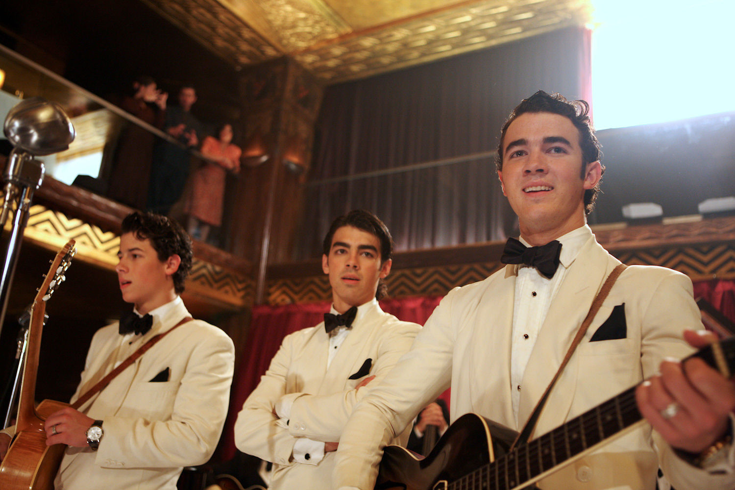 Bop and Tiger Beat Fake: Fotos exclusivas de la boda y Luna de miel de ...