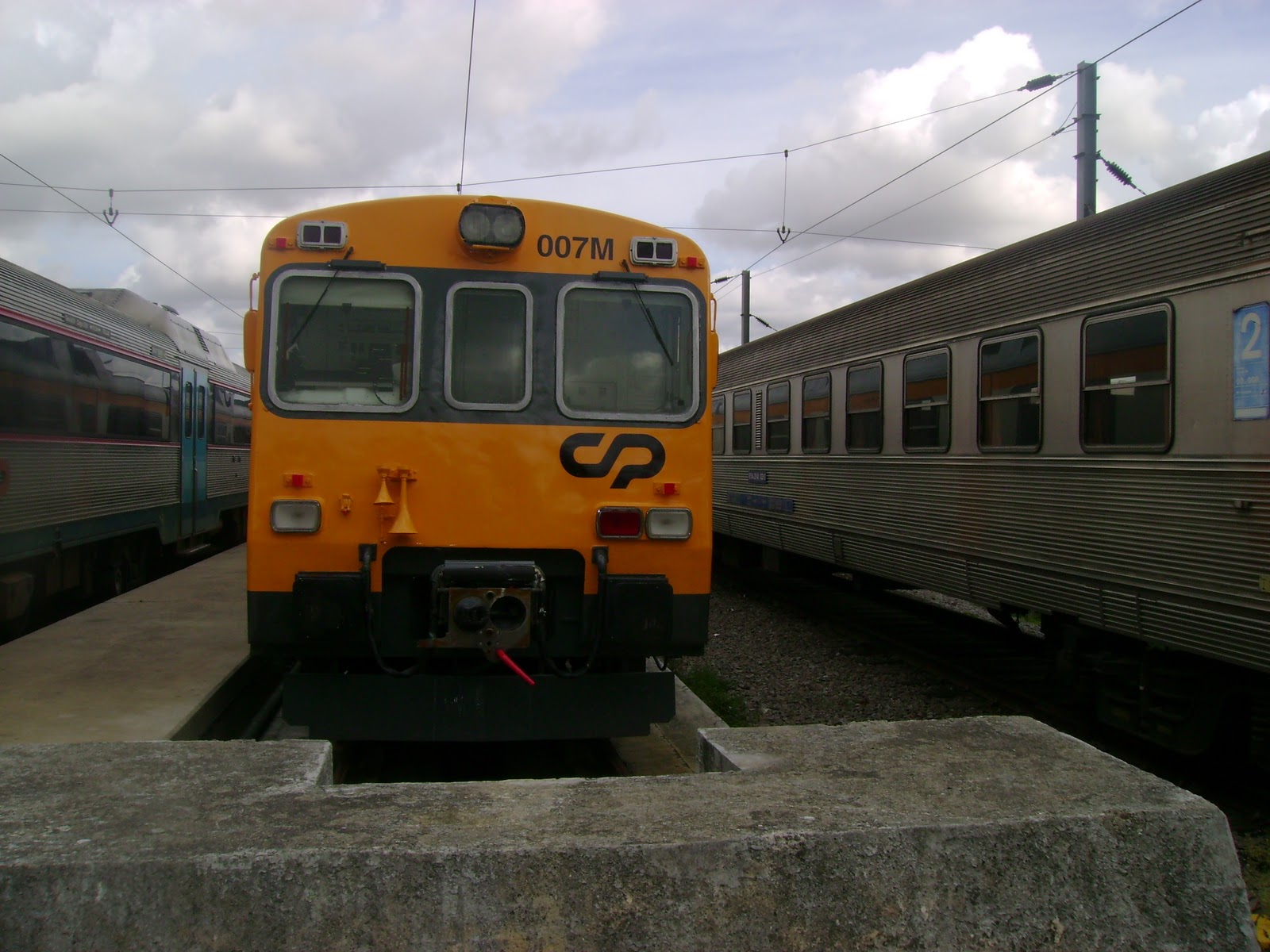 Texas Selvagem: Estação de Contumil e mais comboios!