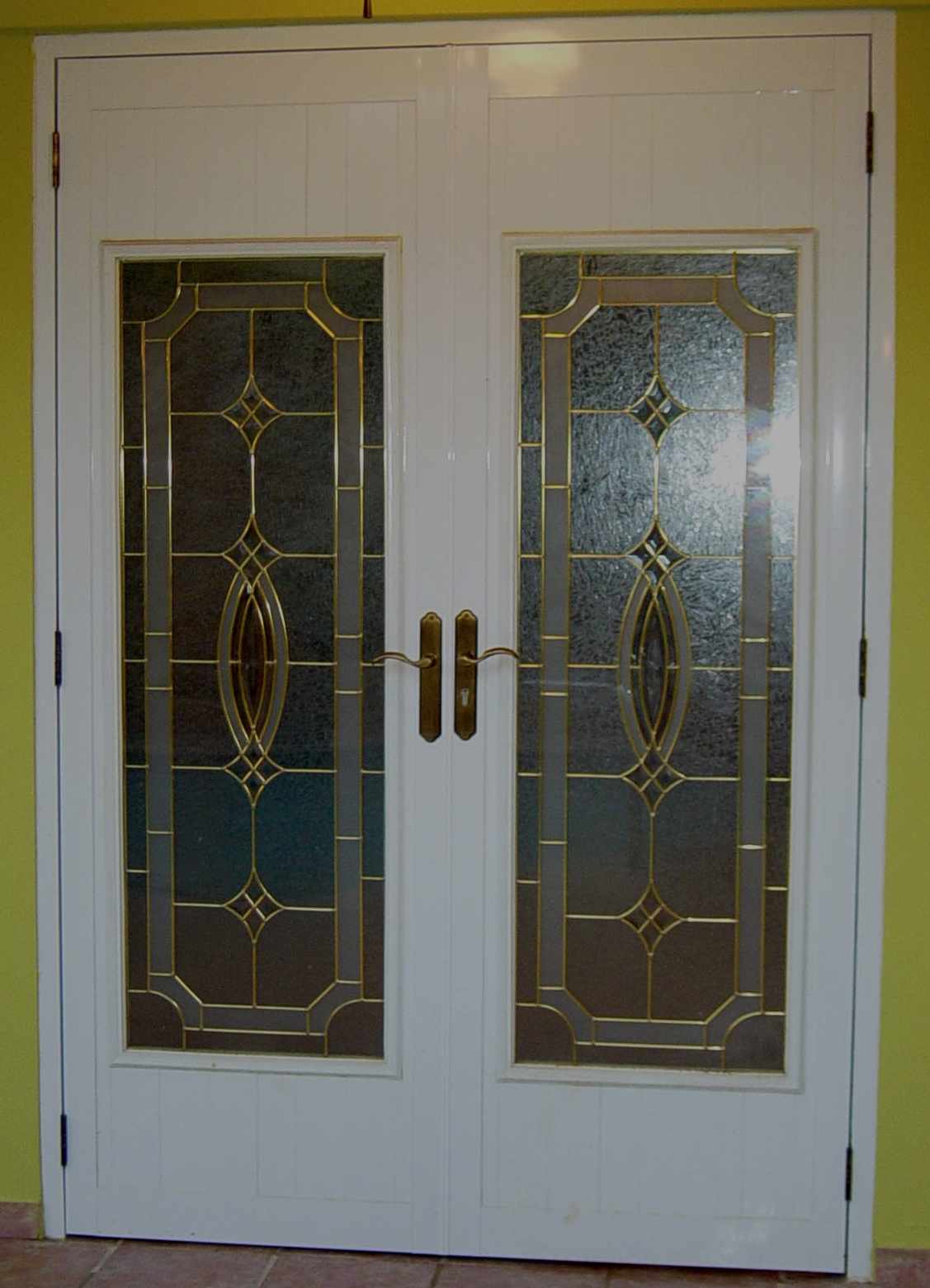 SOSA'S ALUMINUM: Puertas con vitrales