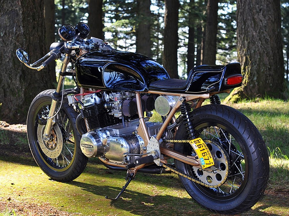 Cling on for dear life !!!: Phil's CB750 Café Racer