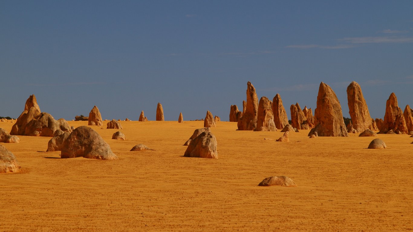 The Aussie Van's: The Pinnacles