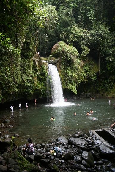 Richard's Notebook: Taytay Falls (Majayjay, Laguna)