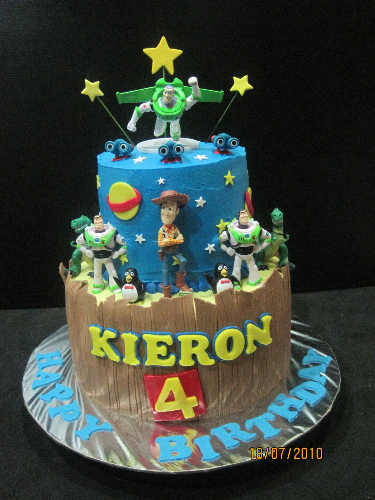 Cupcake Divinity: 2 tier Kieron's Toy Story Cake