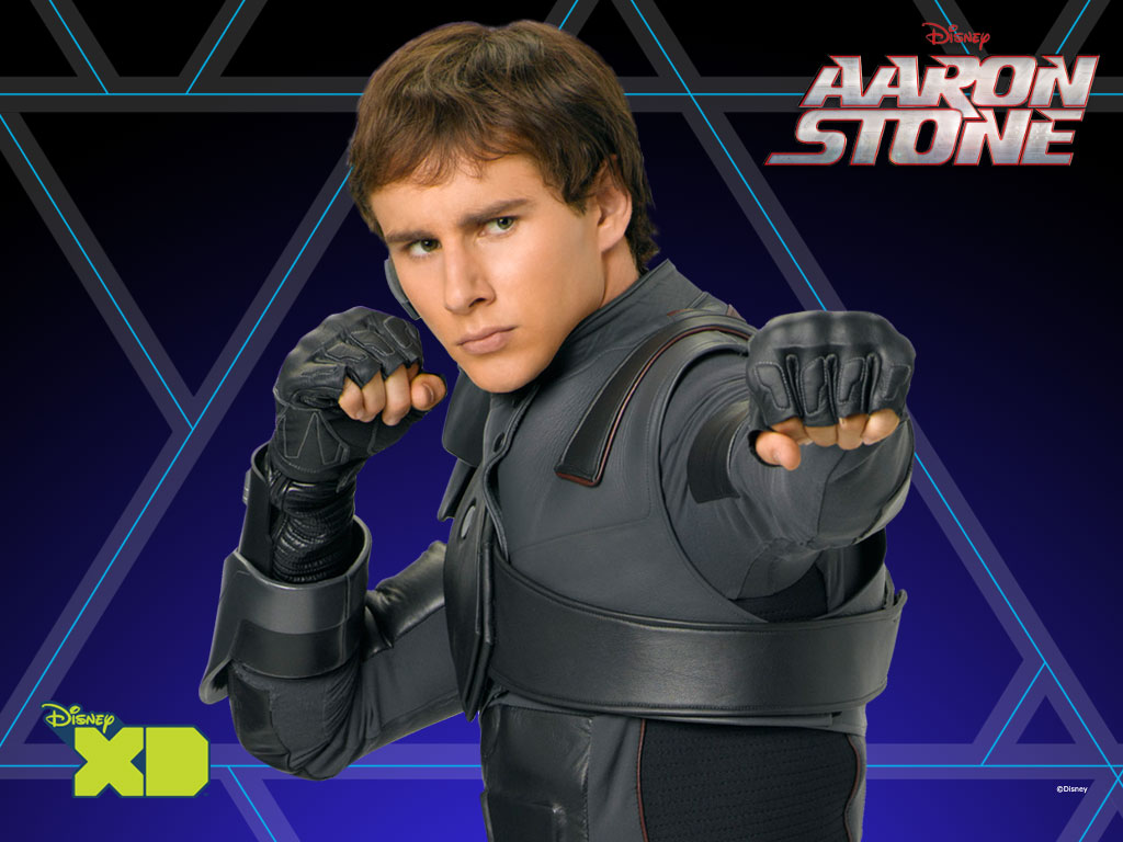 Aaron Stone – Captured Heroes