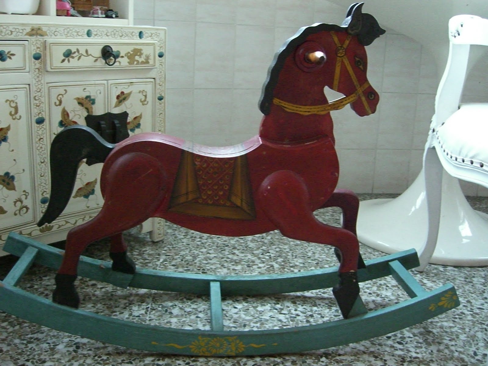 serenechoo.com: Vintage Rocking Horse