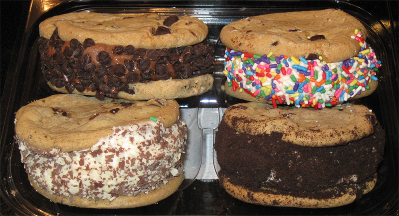 On Second Scoop: Ice Cream Reviews: Cold Stone Creamery Ice Cream ...