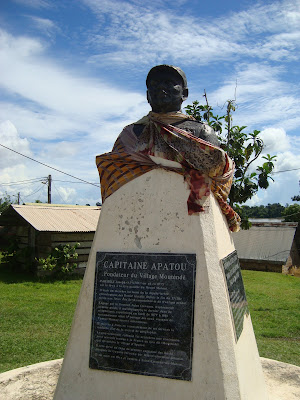Guedou à la découverte du monde: Apatou