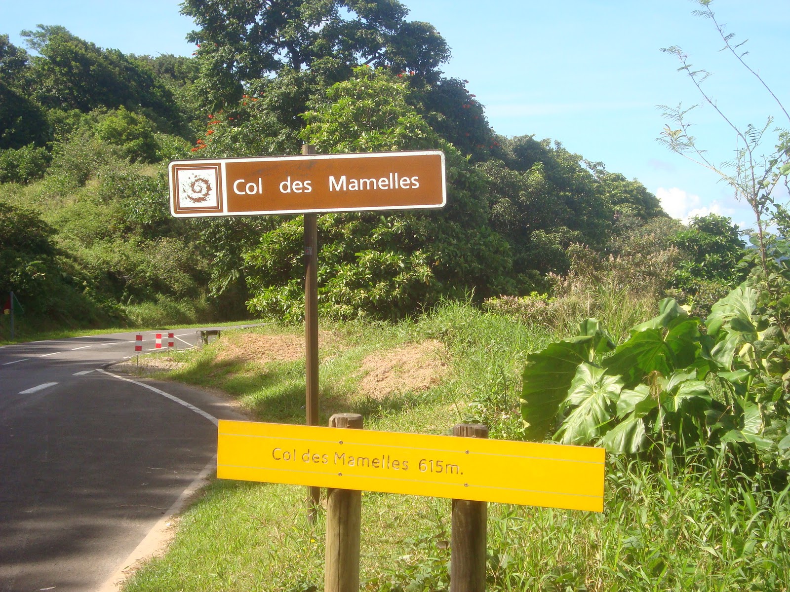 Guedou à la découverte du monde: Col des Mamelles