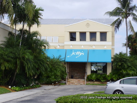 Jane's Bits: Jetty's, Jupiter Florida: a restaurant's minimalist approach