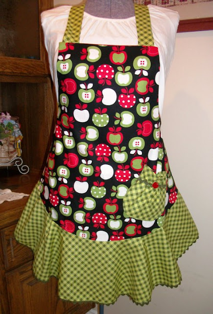 Cameo Kids Boutique: Darling Handmade Holiday Aprons - Mimi's Needle ...