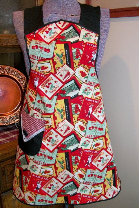 Cameo Kids Boutique: Darling Handmade Holiday Aprons - Mimi's Needle ...