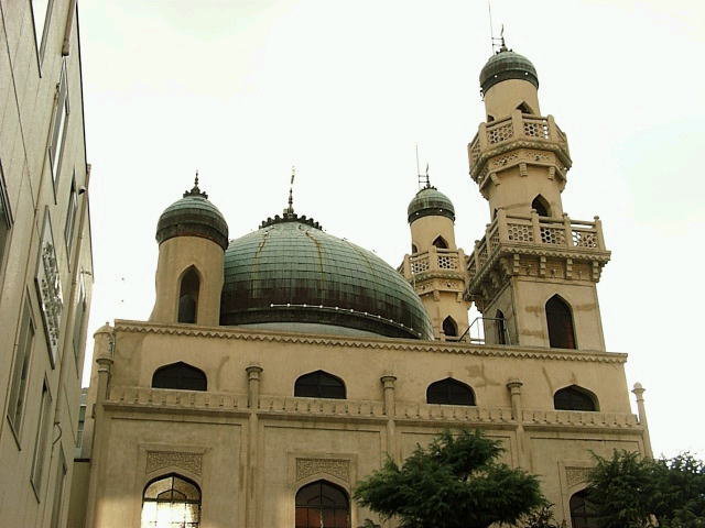 Masjidinfo: Masjid Kobe (The Kobe Muslim Mosque), Jepang
