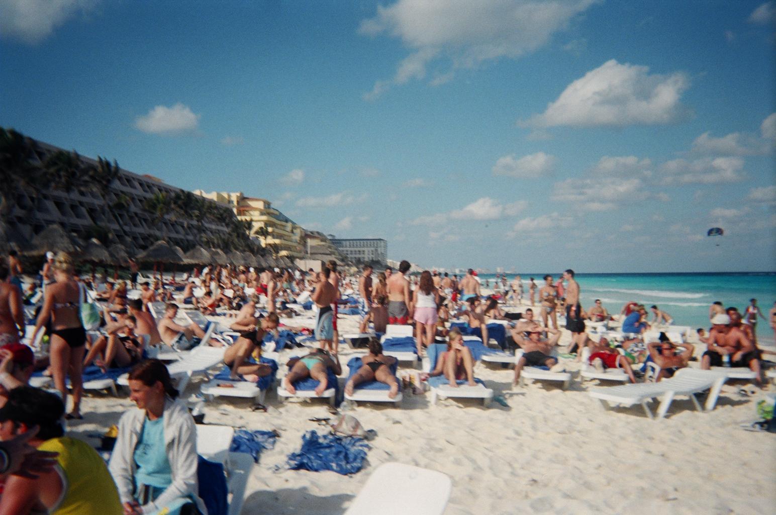 THE ALL-AMERICAN YANK: SPRING BREAK IN CANCUN, MEXICO '05
