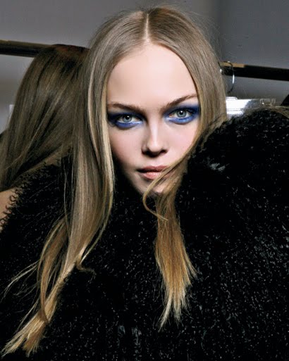 COCAMIA: Cobalt Blue