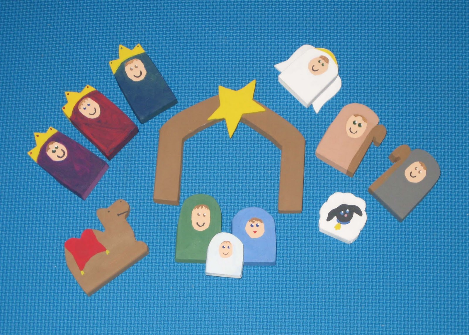 Jill Made It: Wooden Nativity Set {with free pattern}