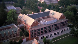 What's the architectural style of the First Campus center? : r/architecture