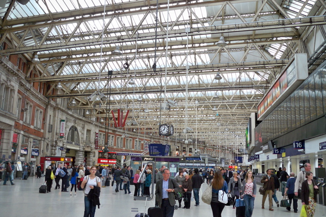 The Hopeful Traveler: Waterloo Station is the Busiest in London