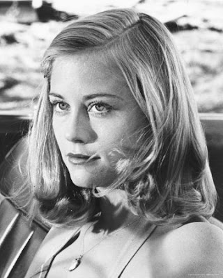 Every Little Counts: style icon: cybill shepherd