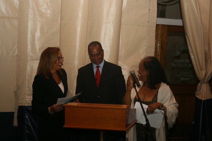 All That's Noir: Bob Butler Honored by Bay Area Black Journalists