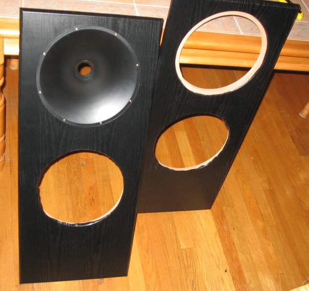 TwisterSpeakers: Big 2 way DIY loudspeakers with waveguide