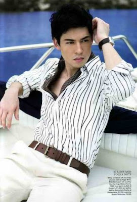 Bi Out Loud HUNKS: Jon Avila