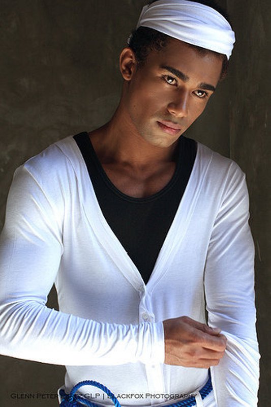 Man Central: Alvin Aguilar: Exotic Runway Model!