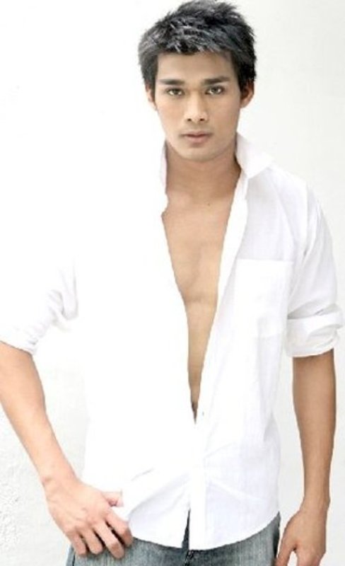 Man Central: Emmanuel Mago: Mr. World Philippines 2007