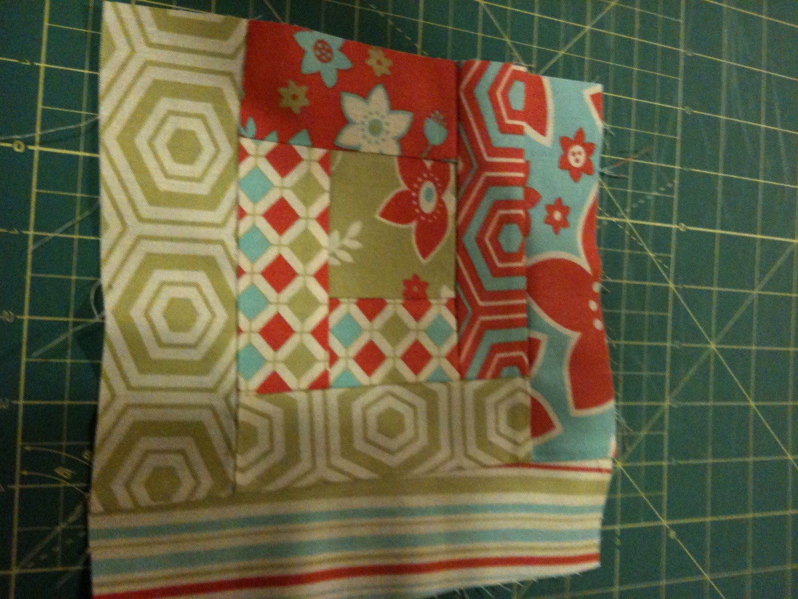 Trading Pieces: Log Cabin Square Tutorial