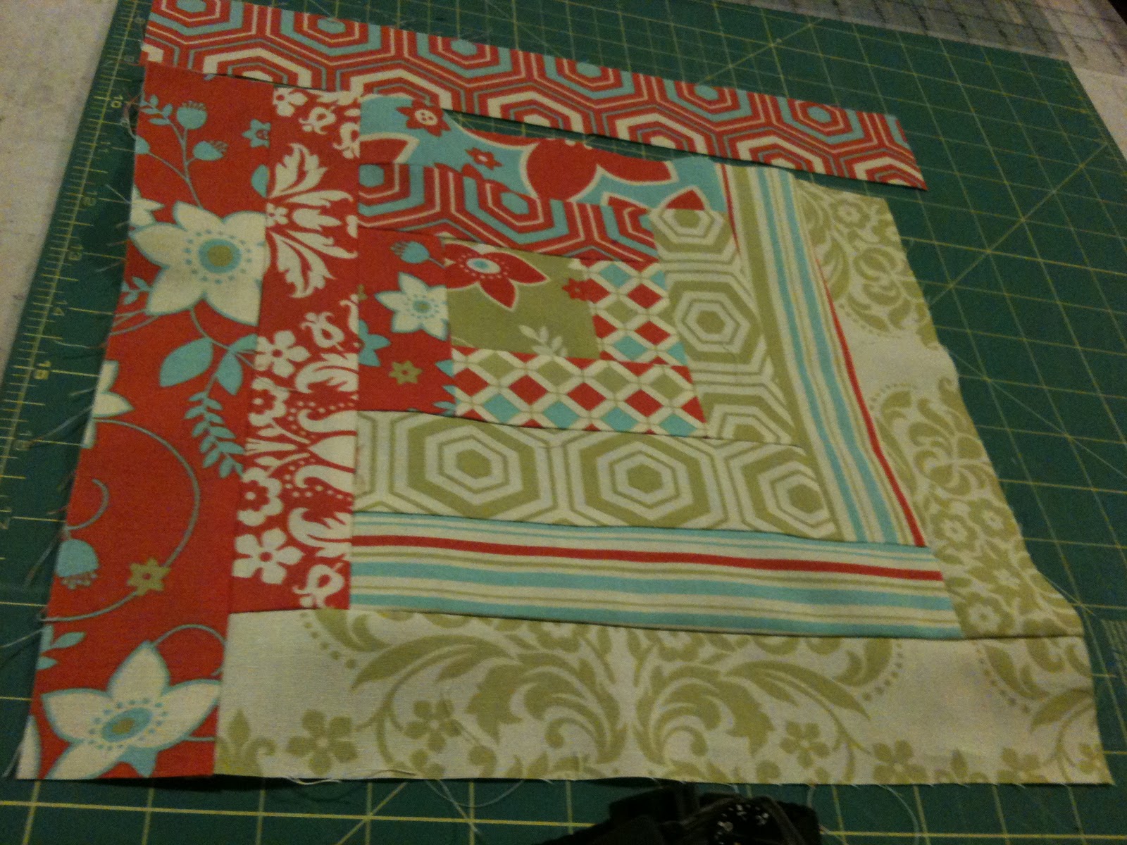 Trading Pieces: Log Cabin Square Tutorial