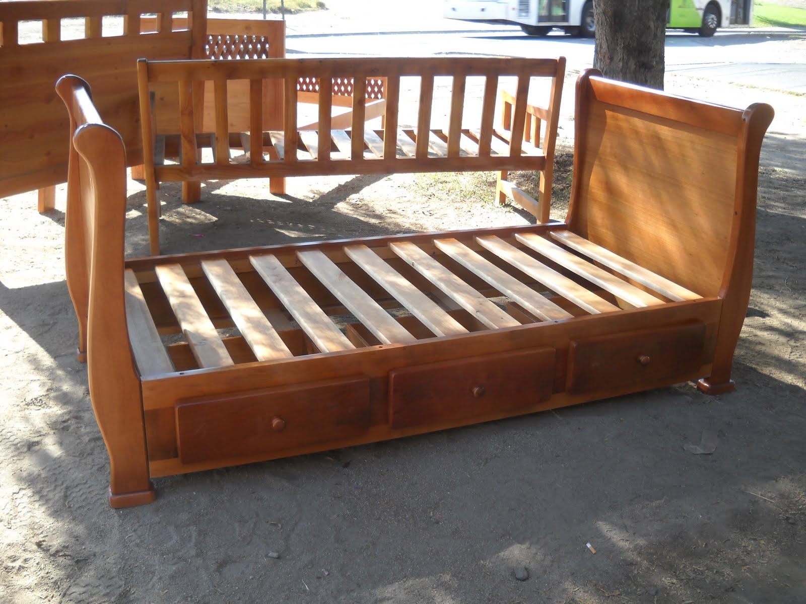 "Muebles Kotue": Camas Cuja