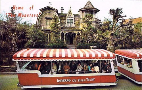 THE MUNSTERS HOUSE