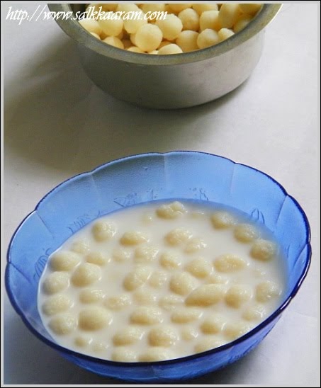 Manipputtu / Steamed Rice Dumplings In Coconut Milk | Simple and ...