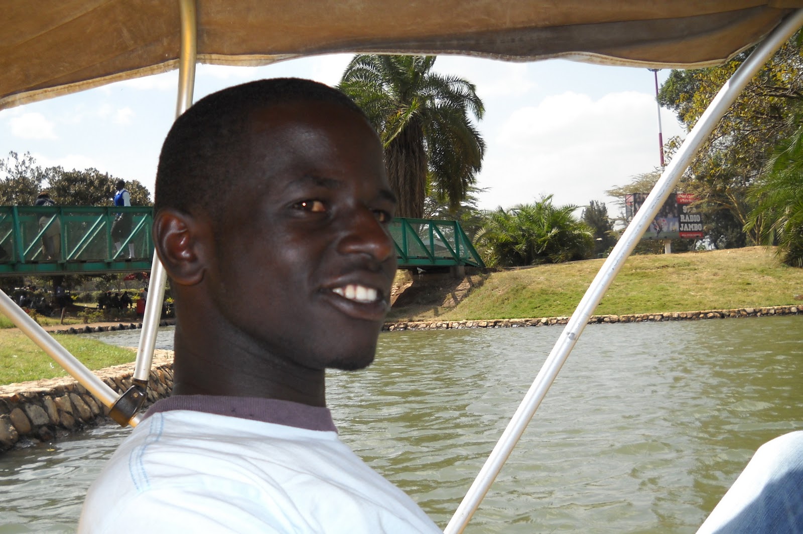 Ministry2Kenya: "Loving my Neighbor": Showing some of Nairobi's ...