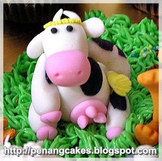 Various Unique Design Cupcakes in Penang Cakes - Evadis Cupcakes