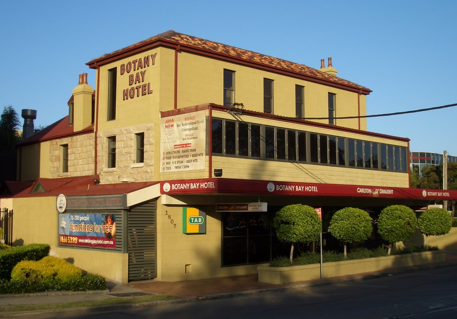Sydney - City and Suburbs: Banksmeadow, Botany Bay Hotel