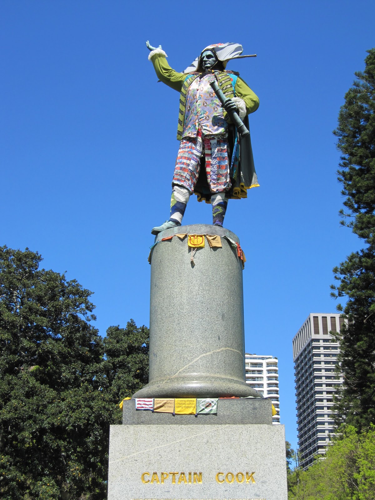 Sydney - City and Suburbs: Captain Cook, Sydney Statues: Project! Sydney - City and Suburbs: Captain Cook, Sydney Statues: Project!