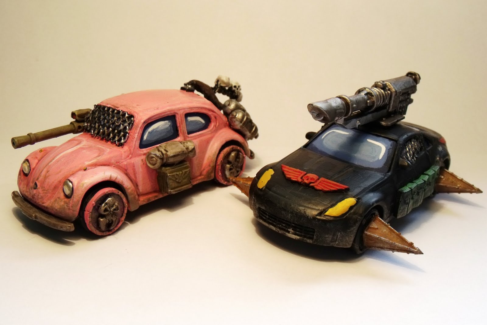 Four Colour Super Minis: Battle Cars