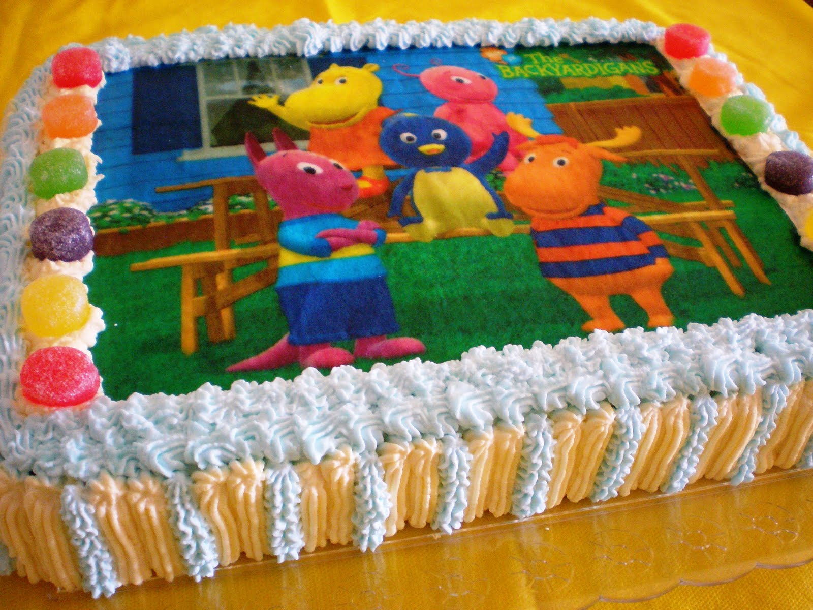 Doces da Lu: Bolo Backyardigans