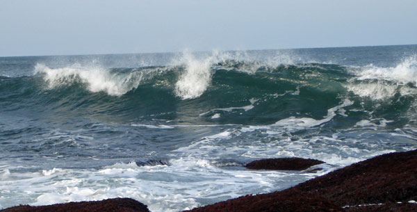 Stapleton Kearns: The beginnings of a breaking wave